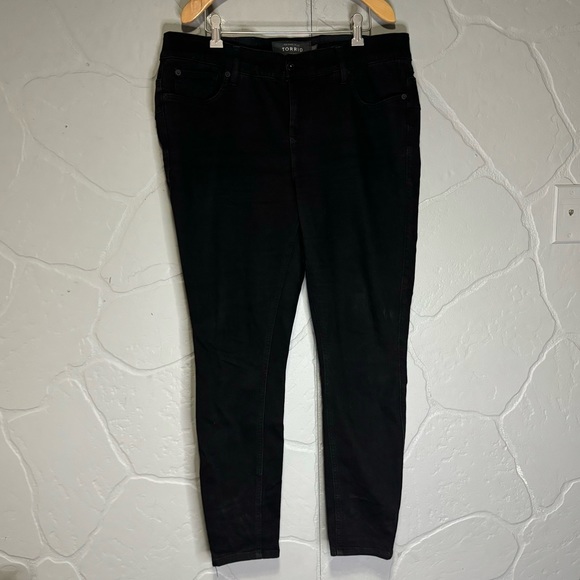 torrid | Jeans | Torrid Black Bombshell Skinny Jeans | Poshmark